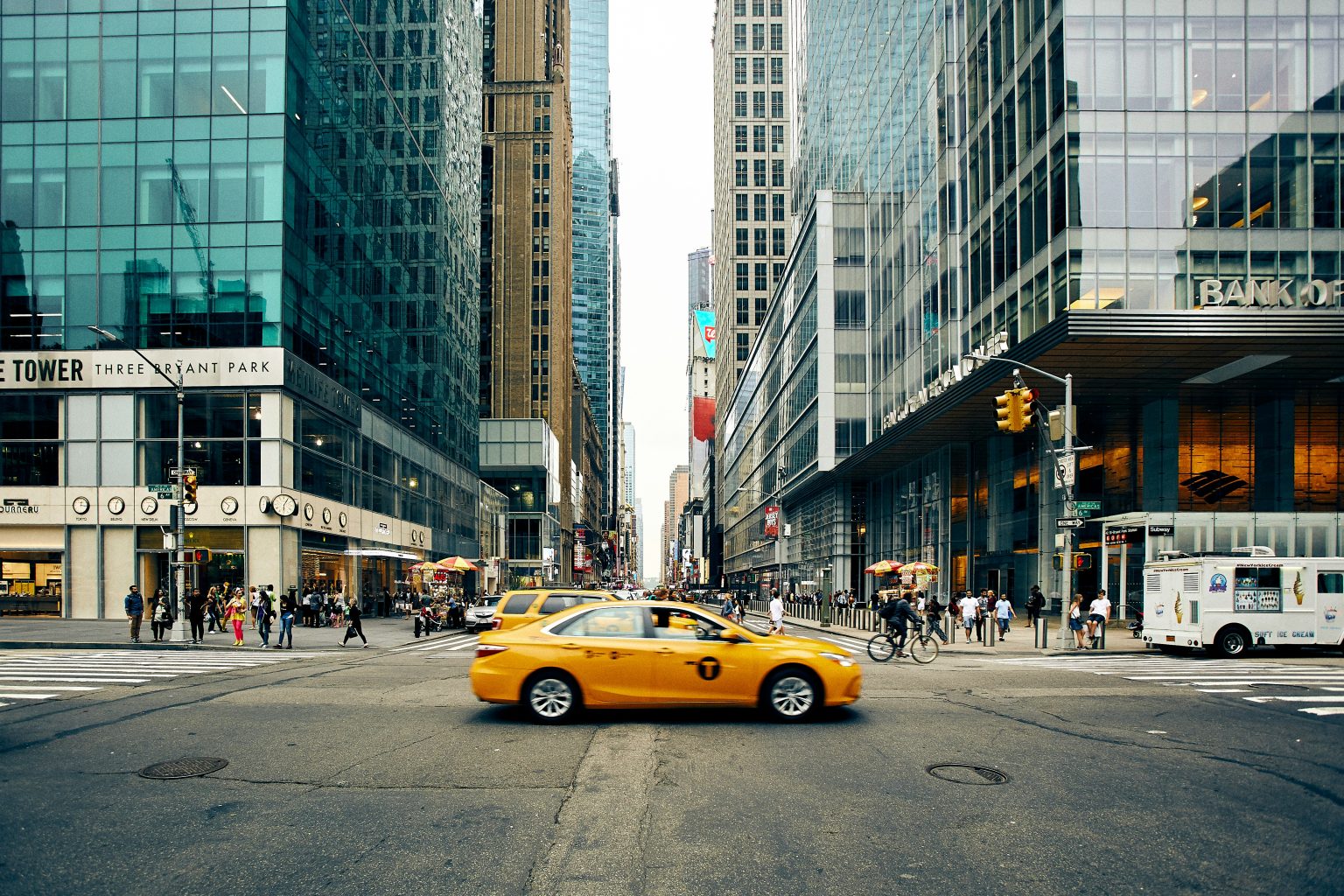 Road Efficiency Comparison of Electric Taxis & Hybrid Models